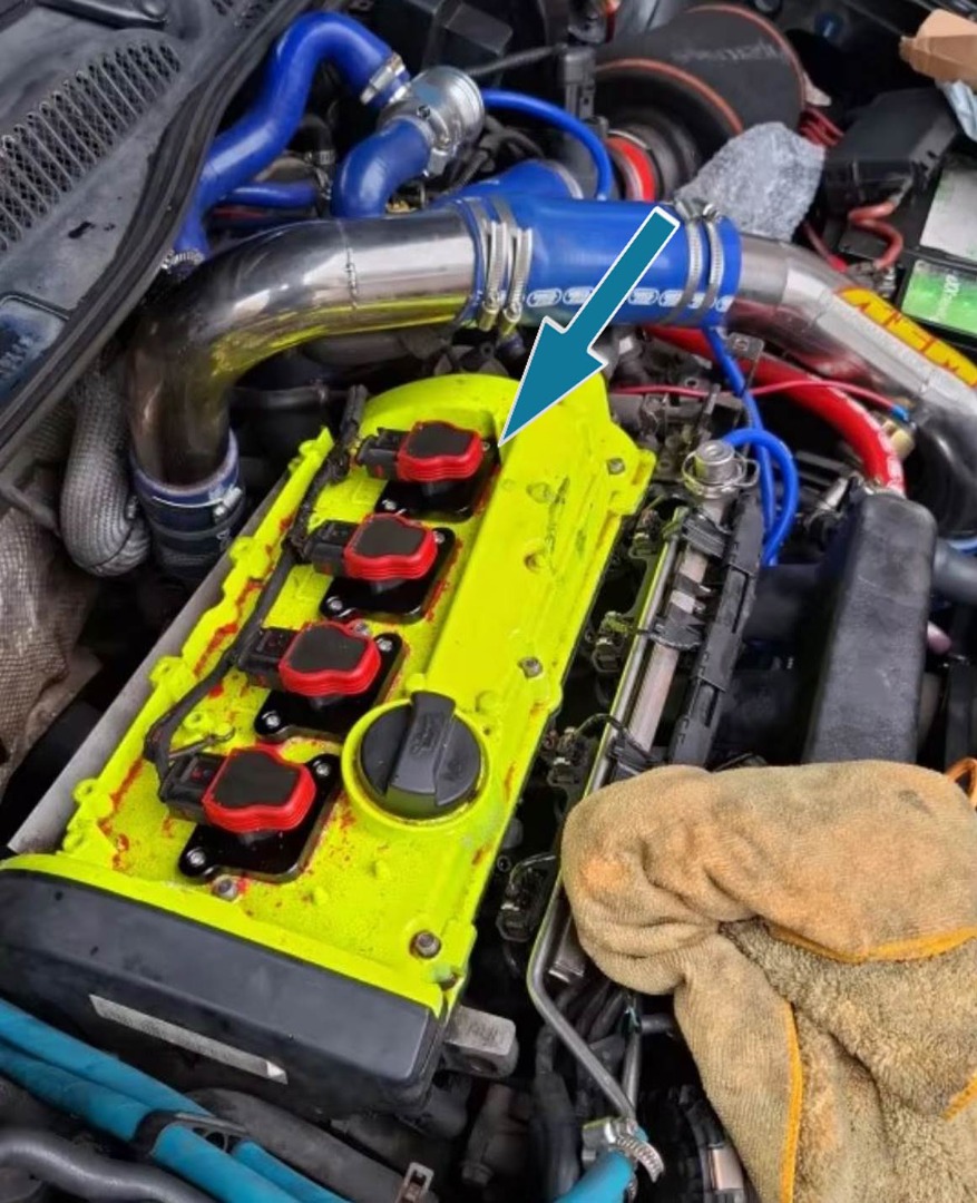Αντάπτορες VAG 1.8T (20VT) για Τοποθέτηση Πολλαπλασιαστών Audi R8 - 4 ...